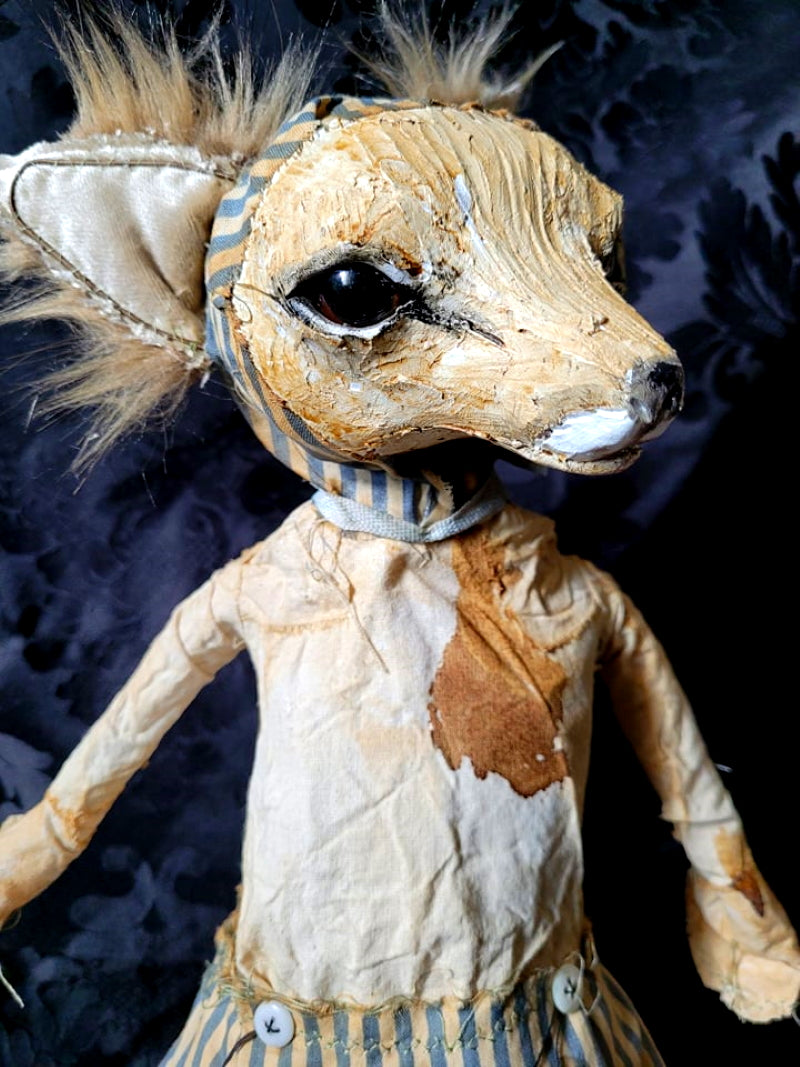 MOMPOU Fox Sculpture – Hip Hip Decay